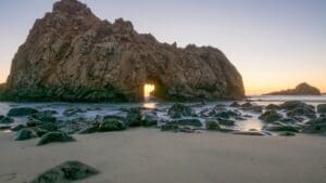 Pfeiffer Beach: A First Time Visitor Guide