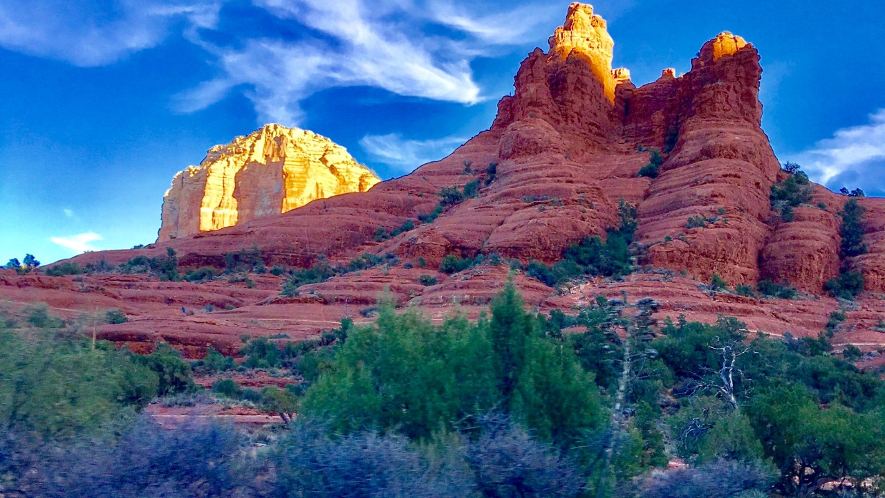 Full Hiking Guide to The Bell Rock Trail in Sedona