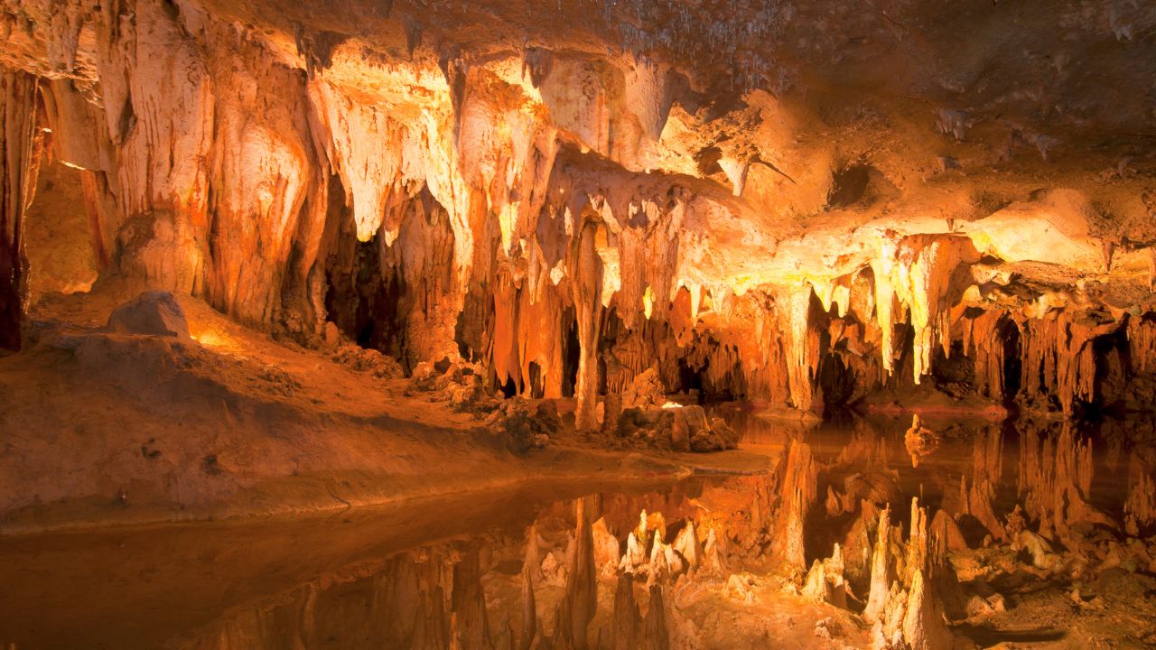 10 Amazing Underground Waterfalls in the US