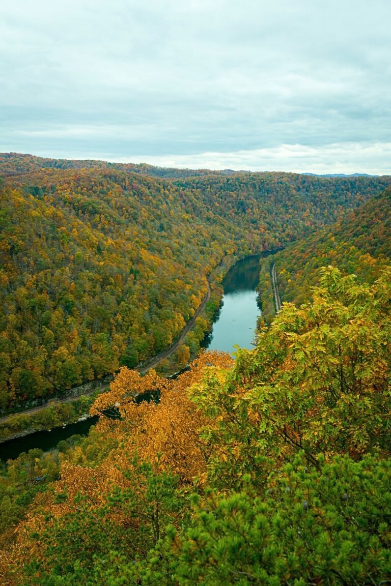10 West Virginia Road Trip Ideas With Hidden Gems