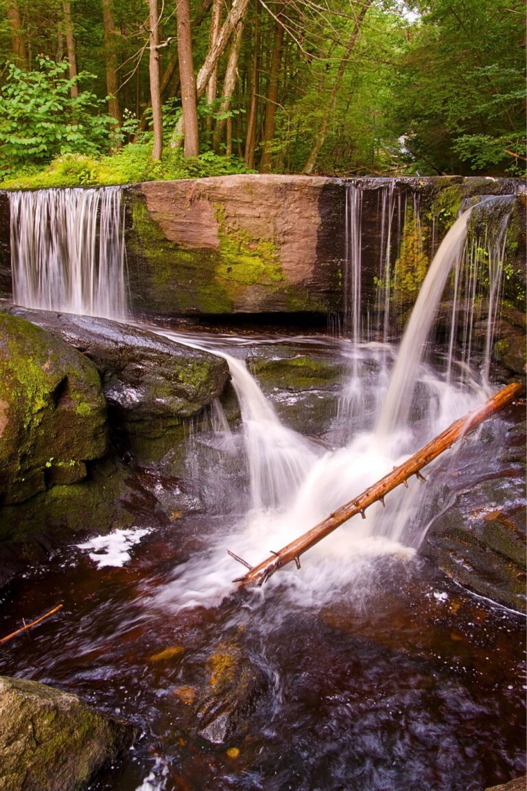 10 Connecticut Road Trip Ideas With Hidden Gems