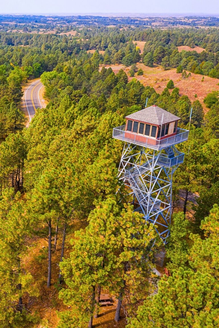 10 Nebraska Road Trip Ideas (With Hidden Gems)